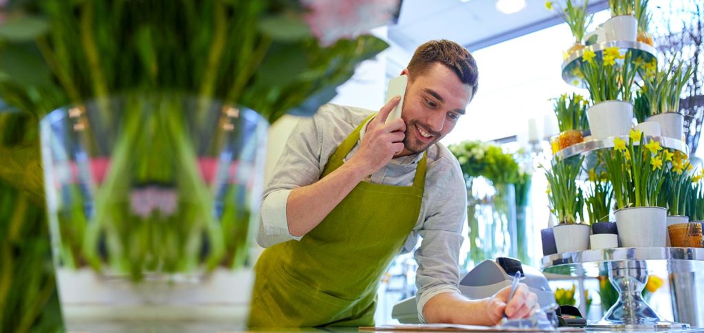 Benefits of Outsourcing Call Centers in Retail | Working Solutions